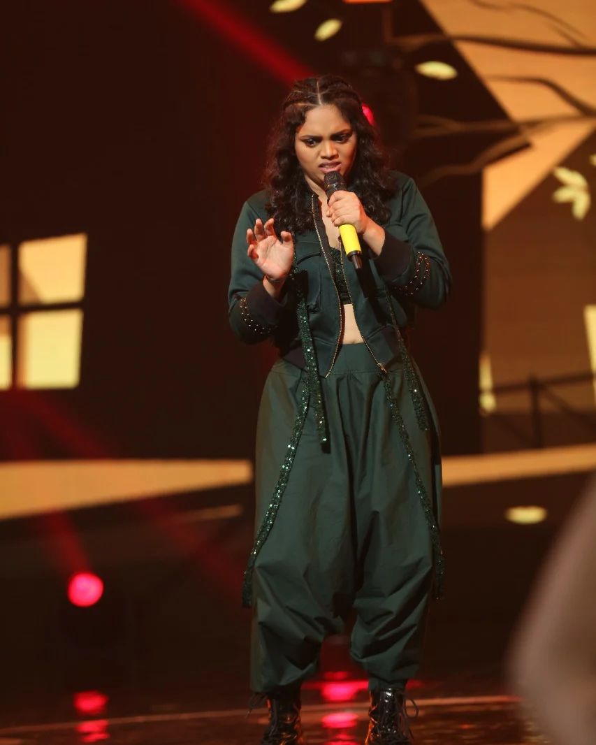 Srushti Tawade (Rapper) Biography, Age, Family, Height, Net Worth, MTV ...